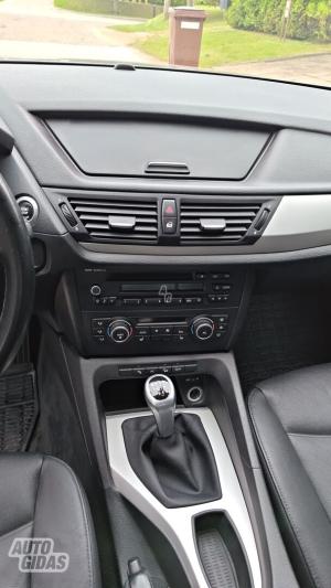 Grey BMW X1 2011 in Utena, with an engine capacity of 2.00 L and mileage of 191 thousand km for 5600 €, photo 12 on AUTOMOTO.COM.LV