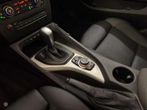 Grey BMW X1 2011 in Marijampole, with an engine capacity of 2.00 L and mileage of 259 thousand km for 8450 €, photo 12 on AUTOMOTO.COM.LV