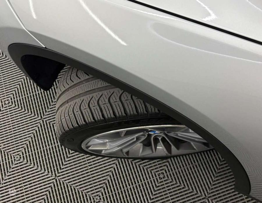 Grey BMW X1 2011 in Marijampole, with an engine capacity of 2.00 L and mileage of 259 thousand km for 8450 €, photo 21 on AUTOMOTO.COM.LV