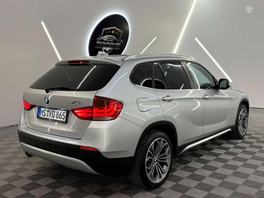 Grey BMW X1 2011 in Marijampole, with an engine capacity of 2.00 L and mileage of 259 thousand km for 8450 €, photo 26 on AUTOMOTO.COM.LV