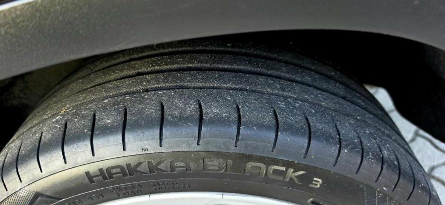 Grey BMW X1 2011 in Prienai, with an engine capacity of 2.00 L and mileage of 360 thousand km for 5600 €, photo 21 on AUTOMOTO.COM.LV