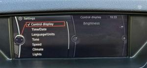 Grey BMW X1 2011 in Prienai, with an engine capacity of 2.00 L and mileage of 360 thousand km for 5600 €, photo 43 on AUTOMOTO.COM.LV