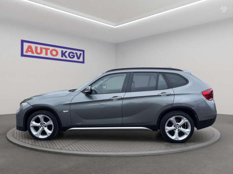 Pelēks BMW X1 2011 Viļņa, ar dzinēja tilpumu 2.00 L un nobraukumu 302 tūkst. km par 6799 €, foto 3 vietnē AUTOMOTO.COM.LV