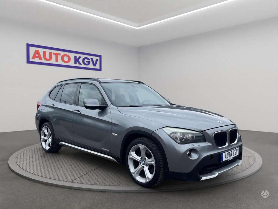 Pelēks BMW X1 2011 Viļņa, ar dzinēja tilpumu 2.00 L un nobraukumu 302 tūkst. km par 6799 €, foto 8 vietnē AUTOMOTO.COM.LV