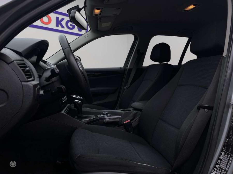 Pelēks BMW X1 2011 Viļņa, ar dzinēja tilpumu 2.00 L un nobraukumu 302 tūkst. km par 6799 €, foto 15 vietnē AUTOMOTO.COM.LV