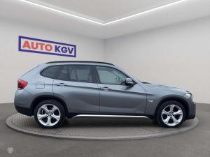 Grey BMW X1 2011 in Vilnius, with an engine capacity of 2.00 L and mileage of 302 thousand km for 6799 €, photo 7 on AUTOMOTO.COM.LV