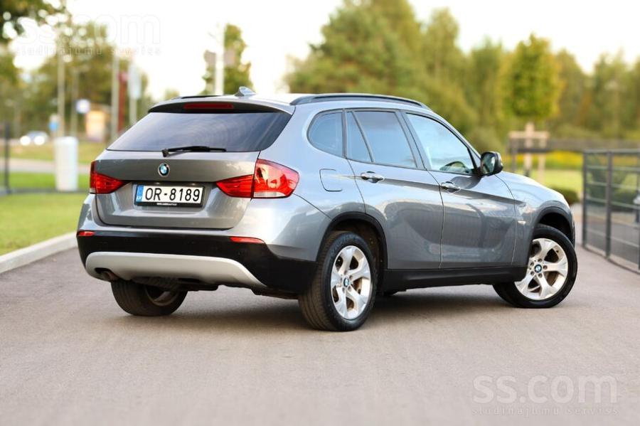 Pelēks BMW X1 2011 Jelgava, ar dzinēja tilpumu 2.00 L un nobraukumu 0 tūkst. km par 7500 €, foto 5 vietnē AUTOMOTO.COM.LV