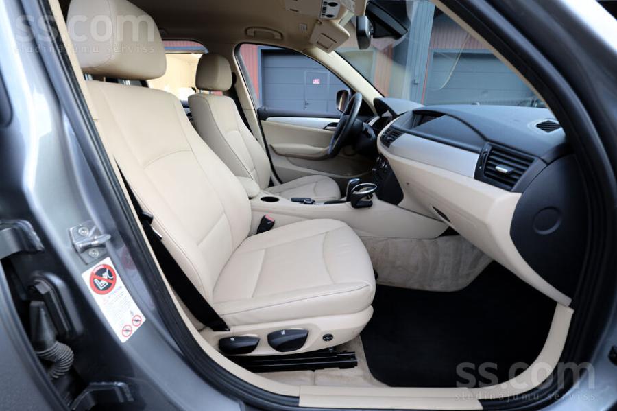 Pelēks BMW X1 2011 Jelgava, ar dzinēja tilpumu 2.00 L un nobraukumu 0 tūkst. km par 7500 €, foto 13 vietnē AUTOMOTO.COM.LV