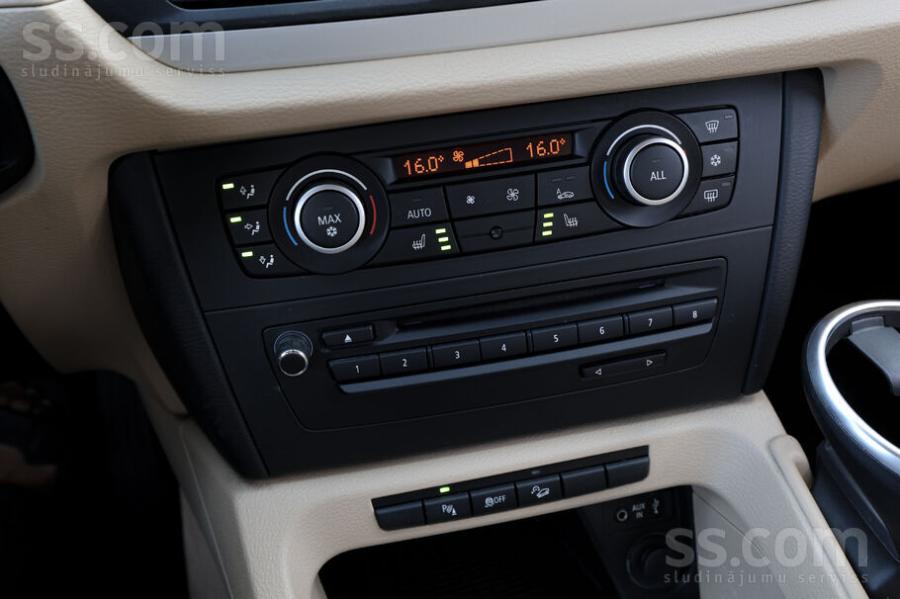 Pelēks BMW X1 2011 Jelgava, ar dzinēja tilpumu 2.00 L un nobraukumu 0 tūkst. km par 7500 €, foto 20 vietnē AUTOMOTO.COM.LV