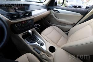 Pelēks BMW X1 2011 Jelgava, ar dzinēja tilpumu 2.00 L un nobraukumu 0 tūkst. km par 7500 €, foto 21 vietnē AUTOMOTO.COM.LV