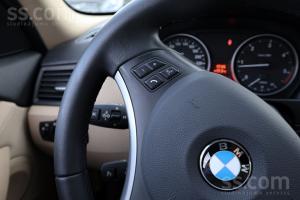 Pelēks BMW X1 2011 Jelgava, ar dzinēja tilpumu 2.00 L un nobraukumu 0 tūkst. km par 7500 €, foto 23 vietnē AUTOMOTO.COM.LV