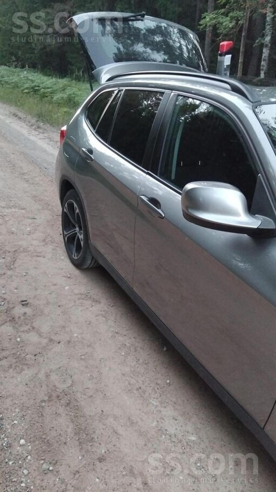 Pelēks BMW X1 2011 Rīga, ar dzinēja tilpumu 2.00 L un nobraukumu 255 tūkst. km par 7150 €, foto 6 vietnē AUTOMOTO.COM.LV