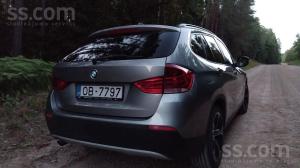 Pelēks BMW X1 2011 Rīga, ar dzinēja tilpumu 2.00 L un nobraukumu 255 tūkst. km par 7150 €, foto 7 vietnē AUTOMOTO.COM.LV