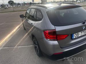 Pelēks BMW X1 2011 Rīga, ar dzinēja tilpumu 2.00 L un nobraukumu 255 tūkst. km par 7150 €, foto 14 vietnē AUTOMOTO.COM.LV
