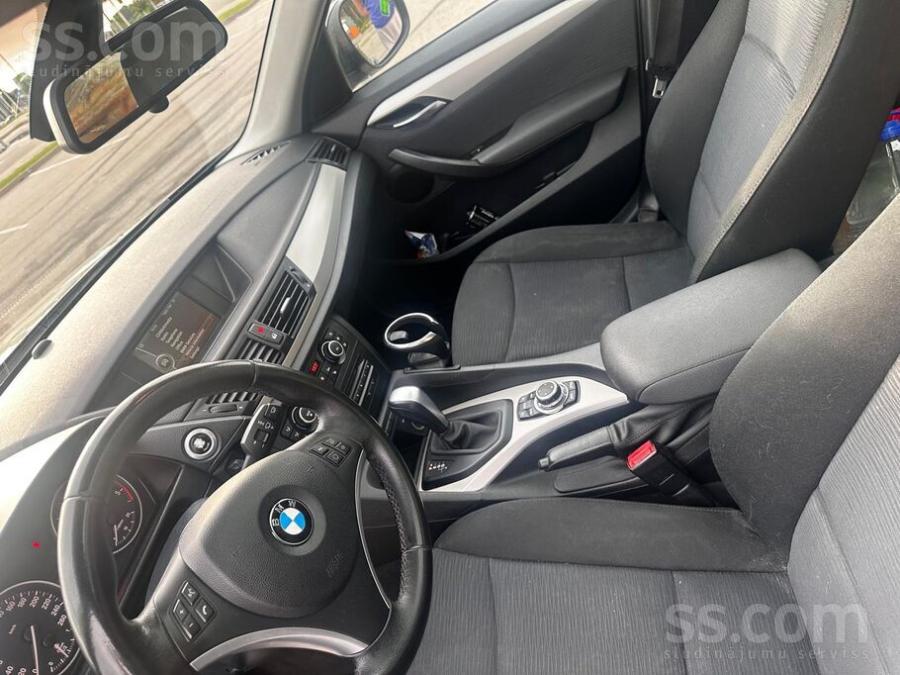 Pelēks BMW X1 2011 Rīga, ar dzinēja tilpumu 2.00 L un nobraukumu 255 tūkst. km par 7150 €, foto 15 vietnē AUTOMOTO.COM.LV