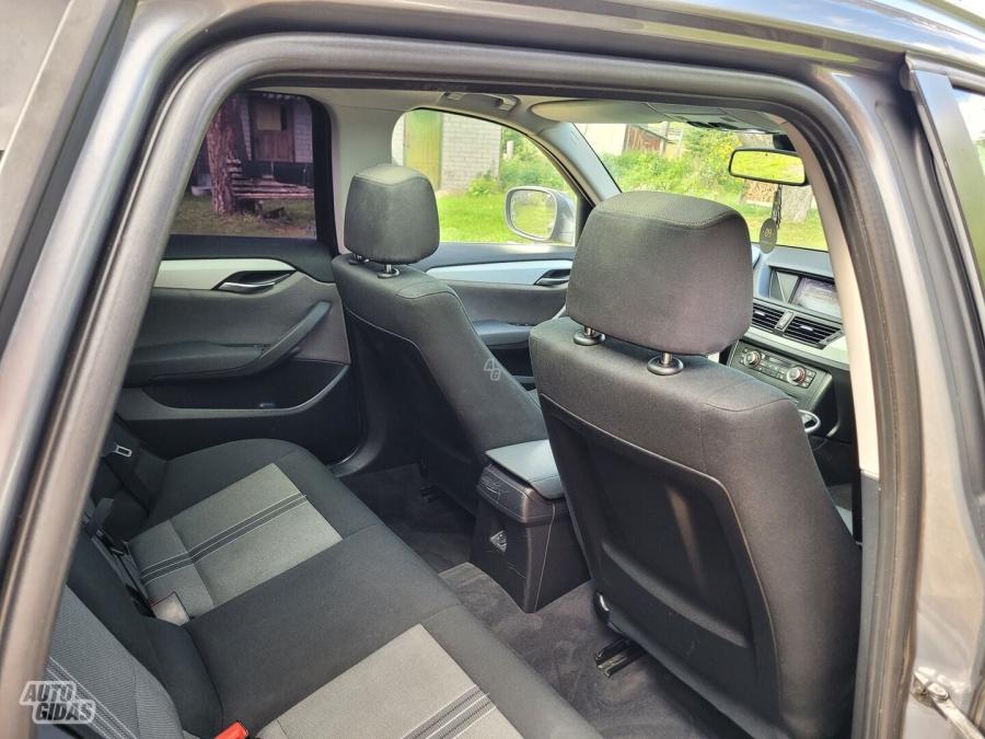 Pelēks BMW X1 2011 Viļņa, ar dzinēja tilpumu 2.00 L un nobraukumu 367 tūkst. km par 6000 €, foto 10 vietnē AUTOMOTO.COM.LV