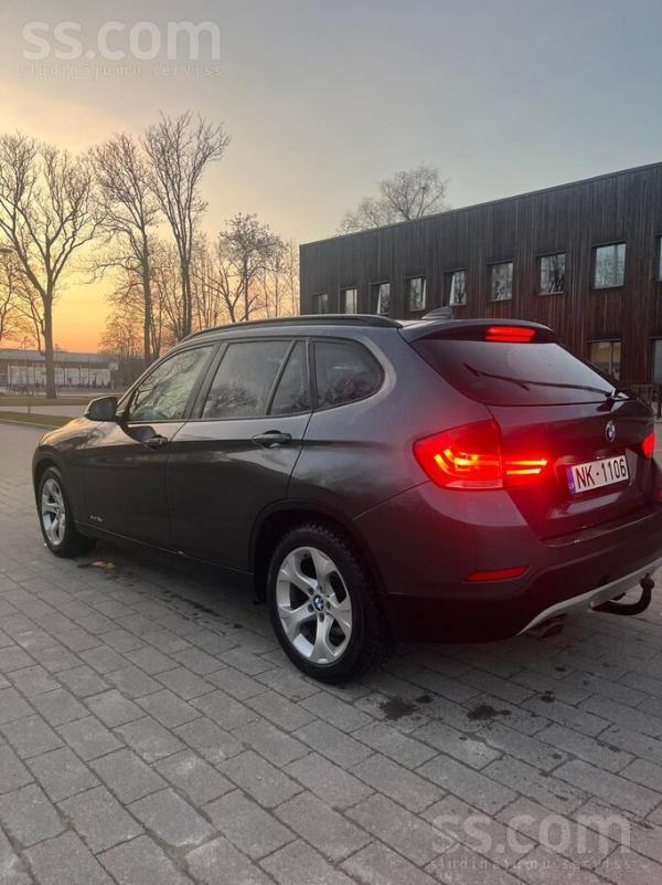 Pelēks BMW X1 2012 Dobele, ar dzinēja tilpumu 1.80 L un nobraukumu 240 tūkst. km par 9200 €, foto 2 vietnē AUTOMOTO.COM.LV