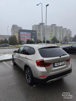 Grey BMW X1 2012 in Kaunas, with an engine capacity of 2.00 L and mileage of 253 thousand km for 6500 €, photo 6 on AUTOMOTO.COM.LV