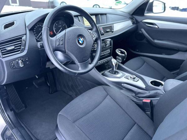 Grey BMW X1 2012 in Telschi, with an engine capacity of 2.00 L and mileage of 231 thousand km for 7300 €, photo 7 on AUTOMOTO.COM.LV
