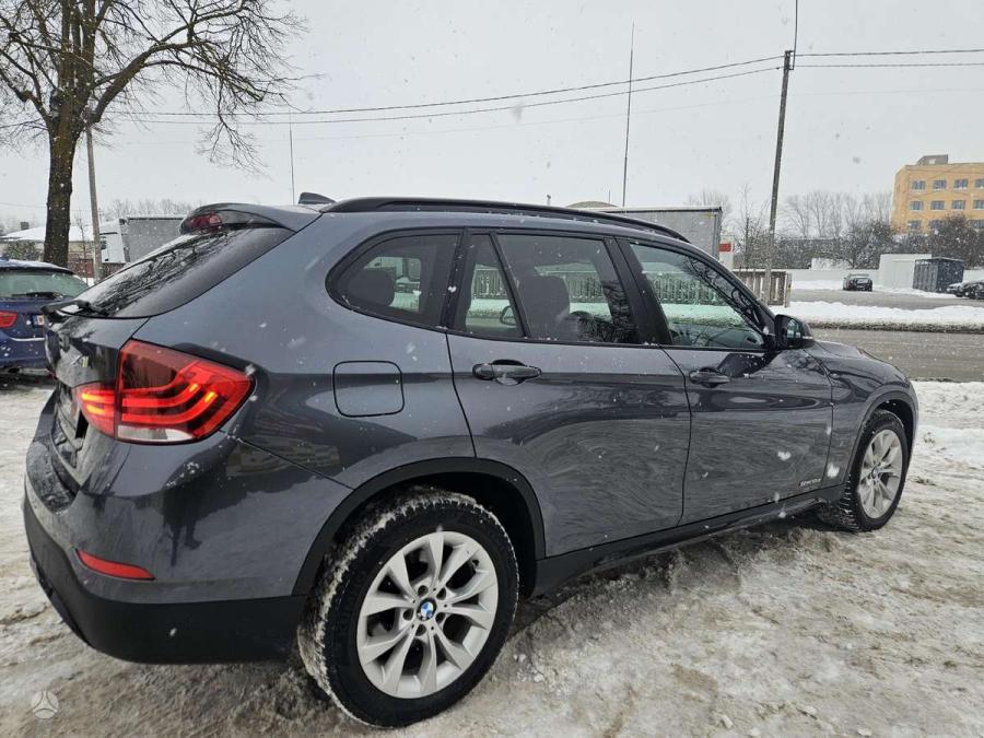 Pelēks BMW X1 2012 Šauļi, ar dzinēja tilpumu 2.00 L un nobraukumu 200 tūkst. km par 8450 €, foto 5 vietnē AUTOMOTO.COM.LV