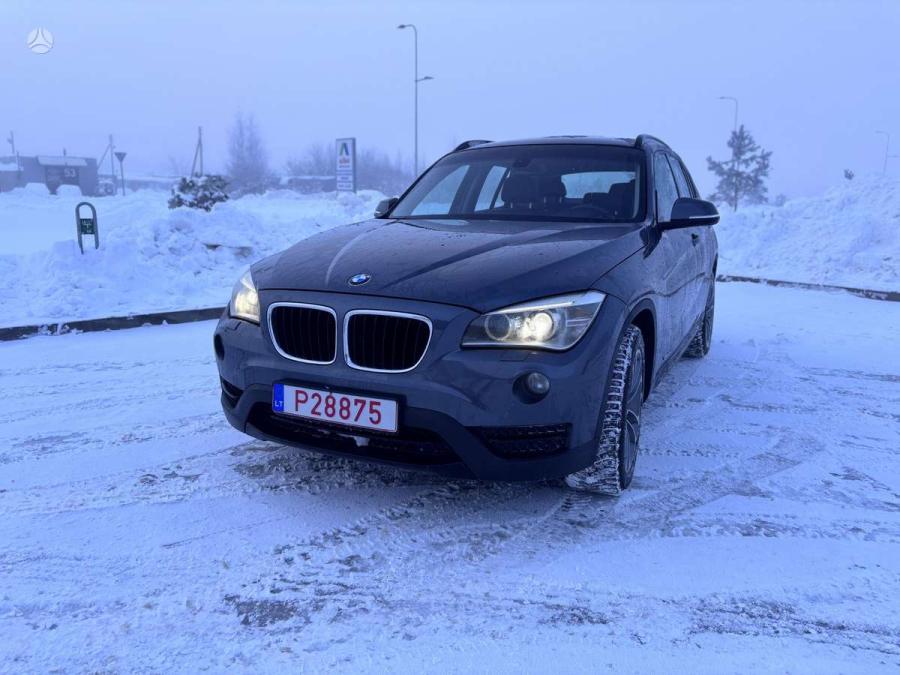 Grey BMW X1 2012 in Gargzdai, with an engine capacity of 2.00 L and mileage of 186 thousand km for 9299 €, photo 2 on AUTOMOTO.COM.LV
