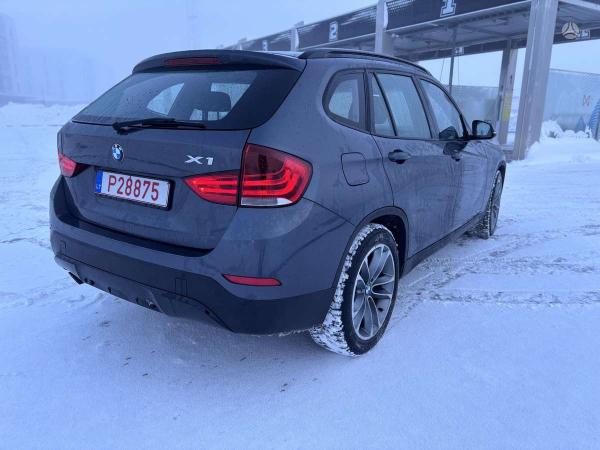 Grey BMW X1 2012 in Gargzdai, with an engine capacity of 2.00 L and mileage of 186 thousand km for 9299 €, photo 5 on AUTOMOTO.COM.LV