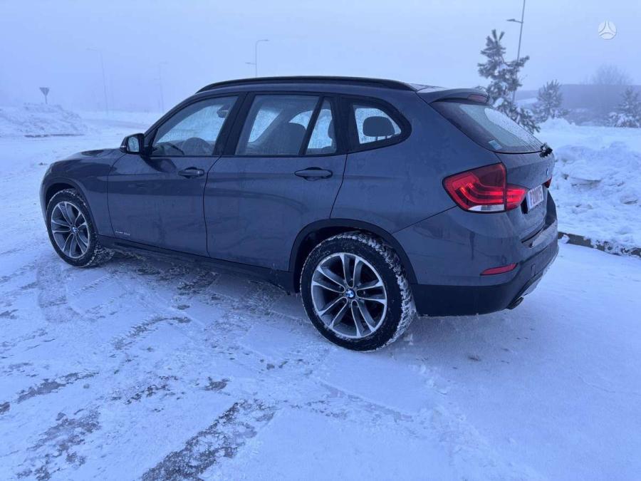 Grey BMW X1 2012 in Gargzdai, with an engine capacity of 2.00 L and mileage of 186 thousand km for 9299 €, photo 8 on AUTOMOTO.COM.LV
