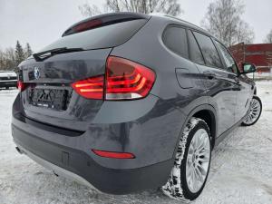 Grey BMW X1 2012 in Telschi, with an engine capacity of 2.00 L and mileage of 251 thousand km for 9200 €, photo 14 on AUTOMOTO.COM.LV