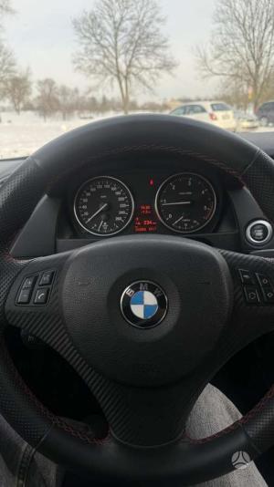 Grey BMW X1 2012 in Kaunas, with an engine capacity of 2.00 L and mileage of 252 thousand km for 6500 €, photo 11 on AUTOMOTO.COM.LV