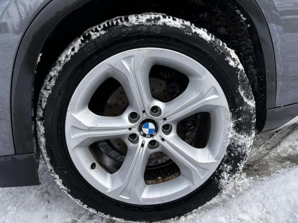 Pelēks BMW X1 2012 Panevēža, ar dzinēja tilpumu 2.00 L un nobraukumu 245 tūkst. km par 8450 €, foto 9 vietnē AUTOMOTO.COM.LV
