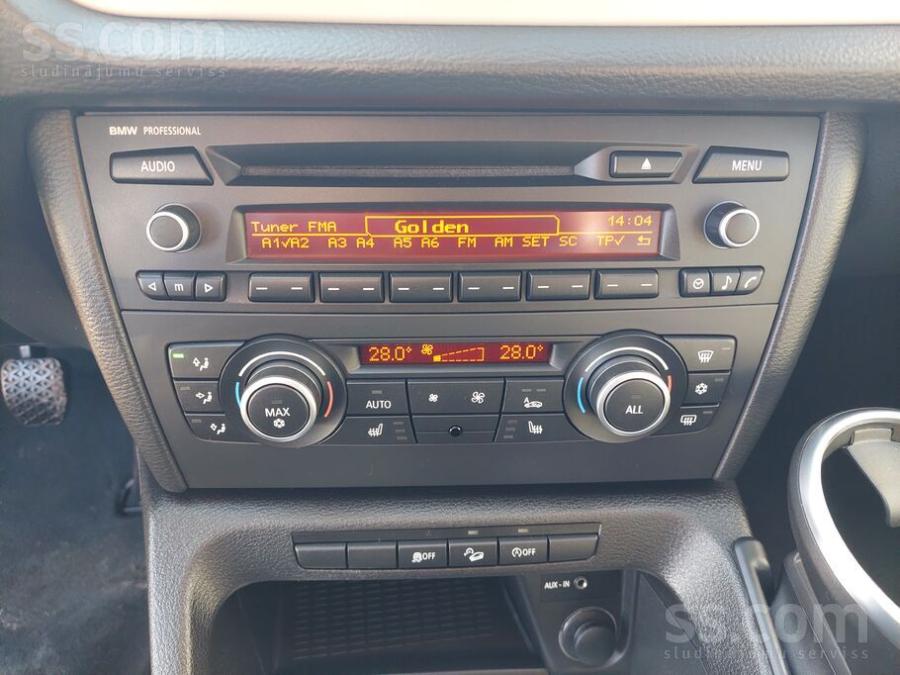 Pelēks BMW X1 2012 Cēsis, ar dzinēja tilpumu 2.00 L un nobraukumu 230 tūkst. km par 7400 €, foto 11 vietnē AUTOMOTO.COM.LV