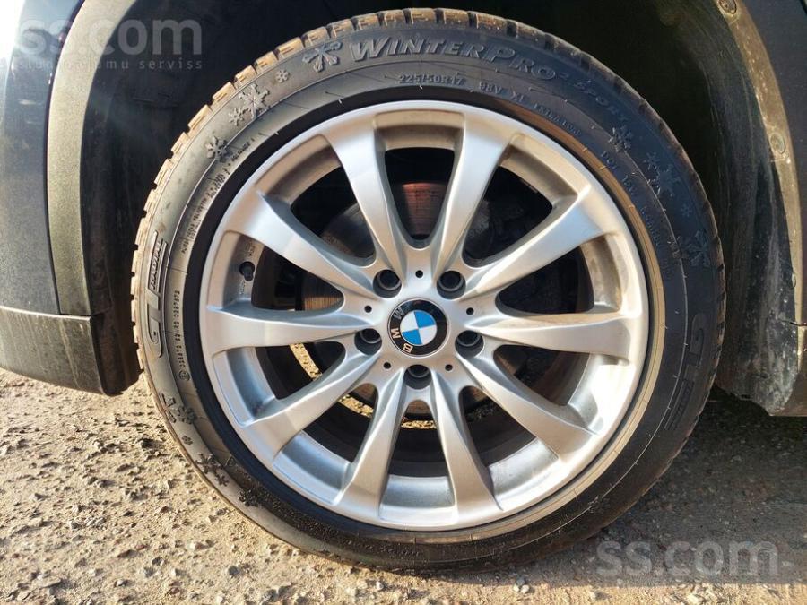 Pelēks BMW X1 2012 Cēsis, ar dzinēja tilpumu 2.00 L un nobraukumu 230 tūkst. km par 7400 €, foto 16 vietnē AUTOMOTO.COM.LV