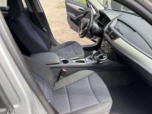 Grey BMW X1 2012 in Kaunas, with an engine capacity of 2.00 L and mileage of 160 thousand km for 6500 €, photo 10 on AUTOMOTO.COM.LV