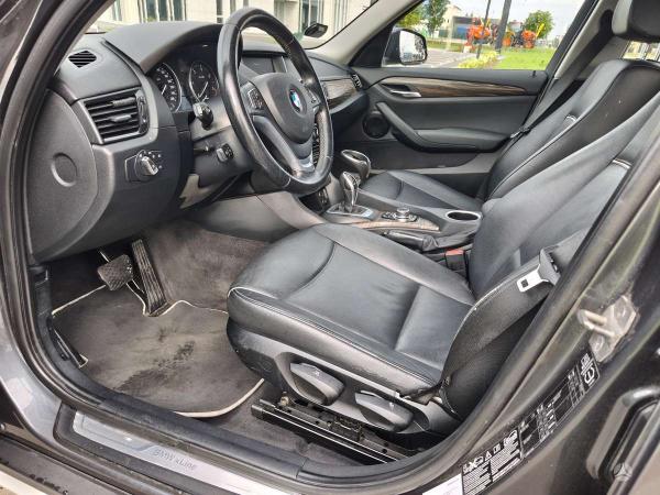 Pelēks BMW X1 2012 Šauļi, ar dzinēja tilpumu 2.00 L un nobraukumu 274 tūkst. km par 9100 €, foto 9 vietnē AUTOMOTO.COM.LV