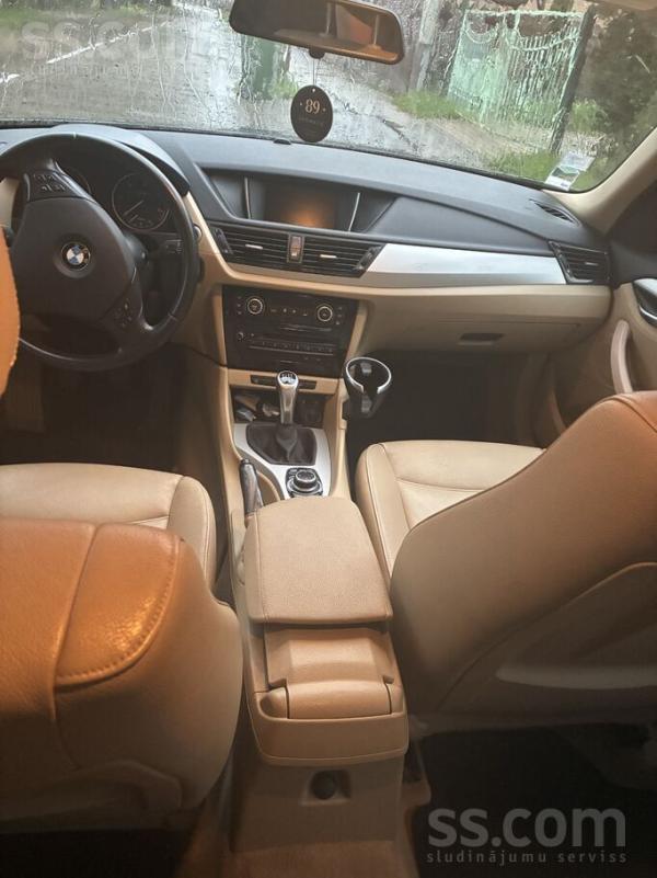 Pelēks BMW X1 2012 Jelgava, ar dzinēja tilpumu 2.00 L un nobraukumu 283 tūkst. km par 5850 €, foto 6 vietnē AUTOMOTO.COM.LV