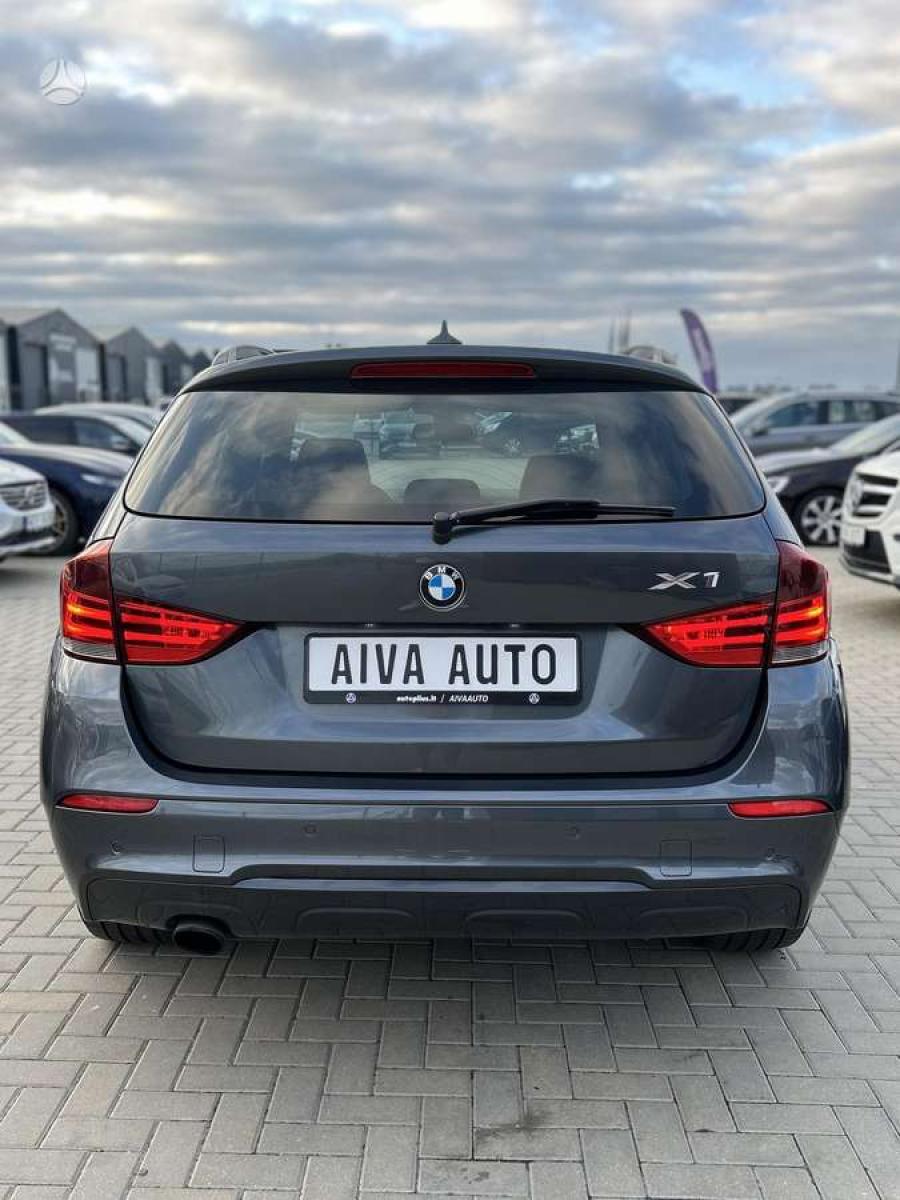 Grey BMW X1 2012 in Kaunas, with an engine capacity of 2.00 L and mileage of 391 thousand km for 9500 €, photo 13 on AUTOMOTO.COM.LV