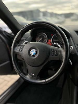 Grey BMW X1 2012 in Kaunas, with an engine capacity of 2.00 L and mileage of 391 thousand km for 9500 €, photo 24 on AUTOMOTO.COM.LV