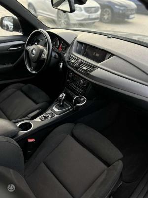 Grey BMW X1 2012 in Kaunas, with an engine capacity of 2.00 L and mileage of 391 thousand km for 9500 €, photo 33 on AUTOMOTO.COM.LV