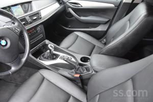 Pelēks BMW X1 2012 Rīga, ar dzinēja tilpumu 2.00 L un nobraukumu 272 tūkst. km par 4950 €, foto 9 vietnē AUTOMOTO.COM.LV