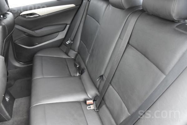 Pelēks BMW X1 2012 Rīga, ar dzinēja tilpumu 2.00 L un nobraukumu 272 tūkst. km par 4950 €, foto 10 vietnē AUTOMOTO.COM.LV