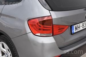 Pelēks BMW X1 2012 Rīga, ar dzinēja tilpumu 2.00 L un nobraukumu 272 tūkst. km par 4950 €, foto 26 vietnē AUTOMOTO.COM.LV