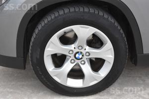 Pelēks BMW X1 2012 Rīga, ar dzinēja tilpumu 2.00 L un nobraukumu 272 tūkst. km par 4950 €, foto 28 vietnē AUTOMOTO.COM.LV
