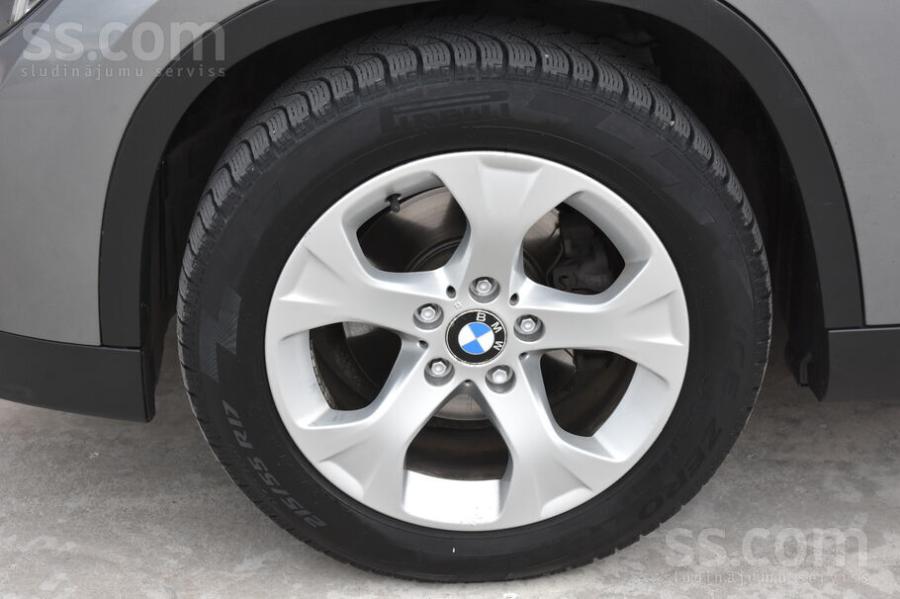 Pelēks BMW X1 2012 Rīga, ar dzinēja tilpumu 2.00 L un nobraukumu 272 tūkst. km par 4950 €, foto 28 vietnē AUTOMOTO.COM.LV