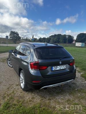 Pelēks BMW X1 2012 Jelgava, ar dzinēja tilpumu 2.00 L un nobraukumu 283 tūkst. km par 6350 €, foto 4 vietnē AUTOMOTO.COM.LV