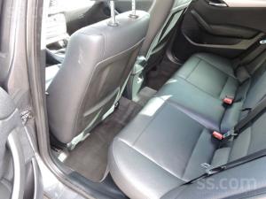 Серый БМВ Х1 2012 в Цесис, объемом двигателя 2.00 л и пробегом 280 тыс. км за 7950 €, фото 11 на AUTOMOTO.COM.LV