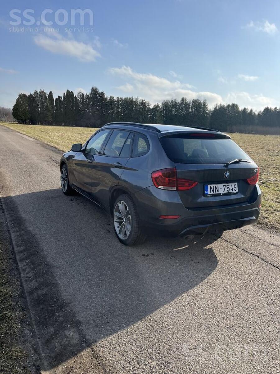 Pelēks BMW X1 2013 Rīga, ar dzinēja tilpumu 2.00 L un nobraukumu 263 tūkst. km par 7100 €, foto 3 vietnē AUTOMOTO.COM.LV