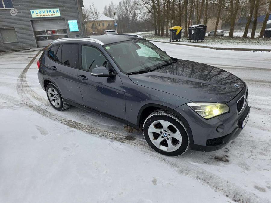 Pelēks BMW X1 2013 Šauļi, ar dzinēja tilpumu 2.00 L un nobraukumu 238 tūkst. km par 6200 €, foto 2 vietnē AUTOMOTO.COM.LV