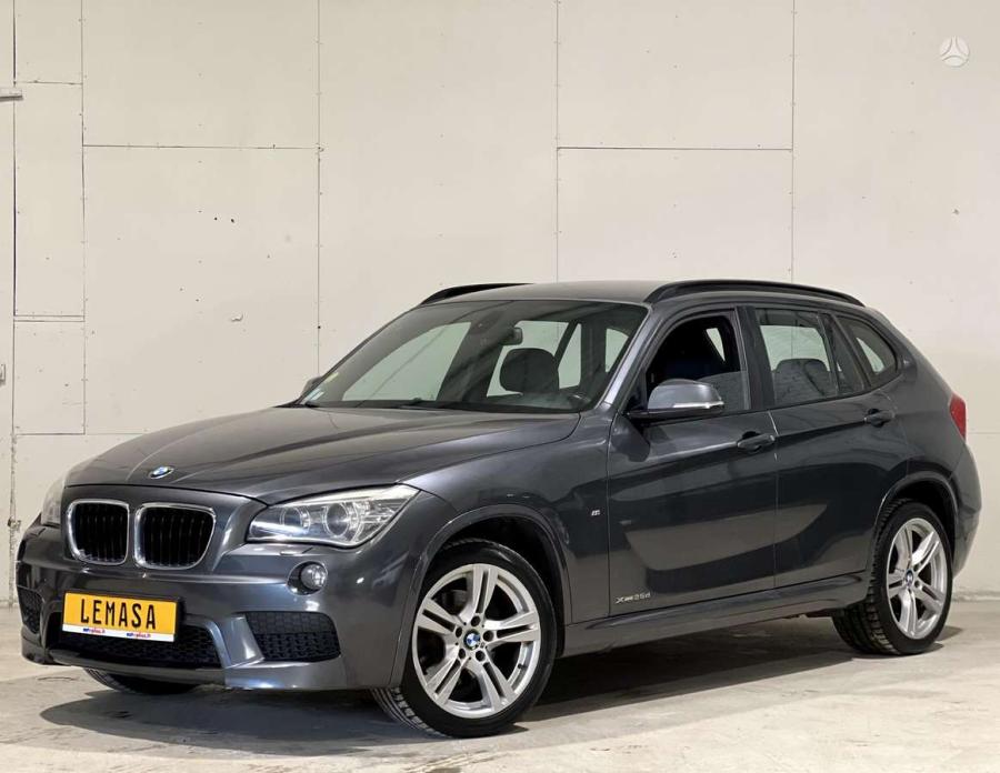 Pelēks BMW X1 2013 Klaipėda, ar dzinēja tilpumu 2.00 L un nobraukumu 235 tūkst. km par 9999 €, foto 1 vietnē AUTOMOTO.COM.LV