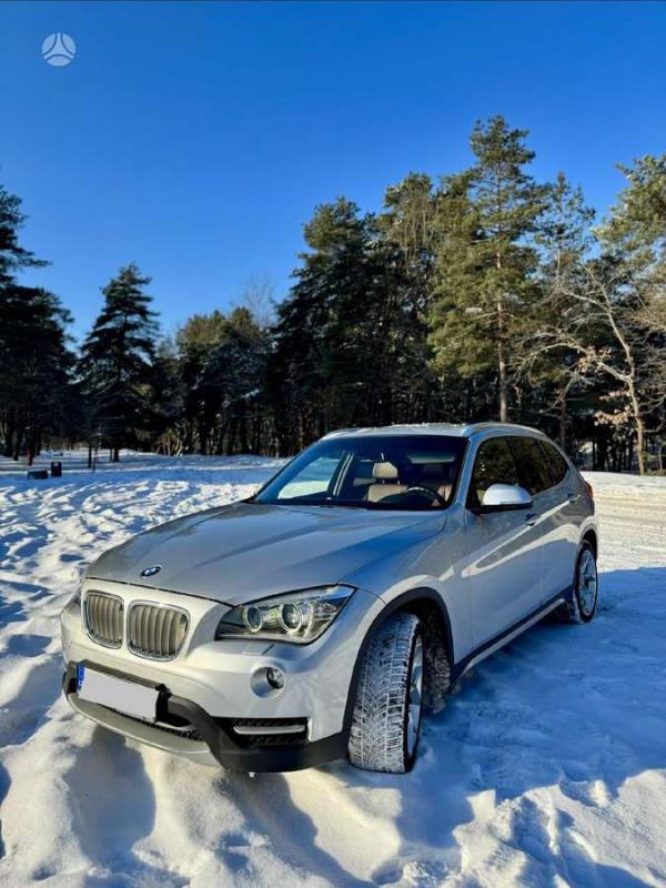Grey BMW X1 2013 in Kaunas, with an engine capacity of 2.00 L and mileage of 167 thousand km for 9500 €, photo 1 on AUTOMOTO.COM.LV