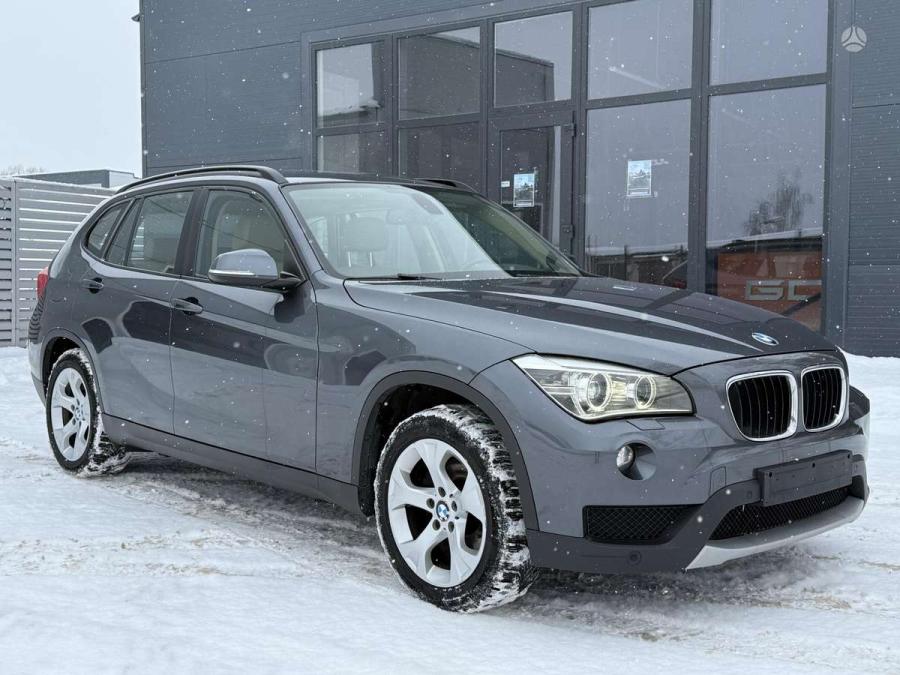 Pelēks BMW X1 2013 Utena, ar dzinēja tilpumu 2.00 L un nobraukumu 218 tūkst. km par 8650 €, foto 3 vietnē AUTOMOTO.COM.LV